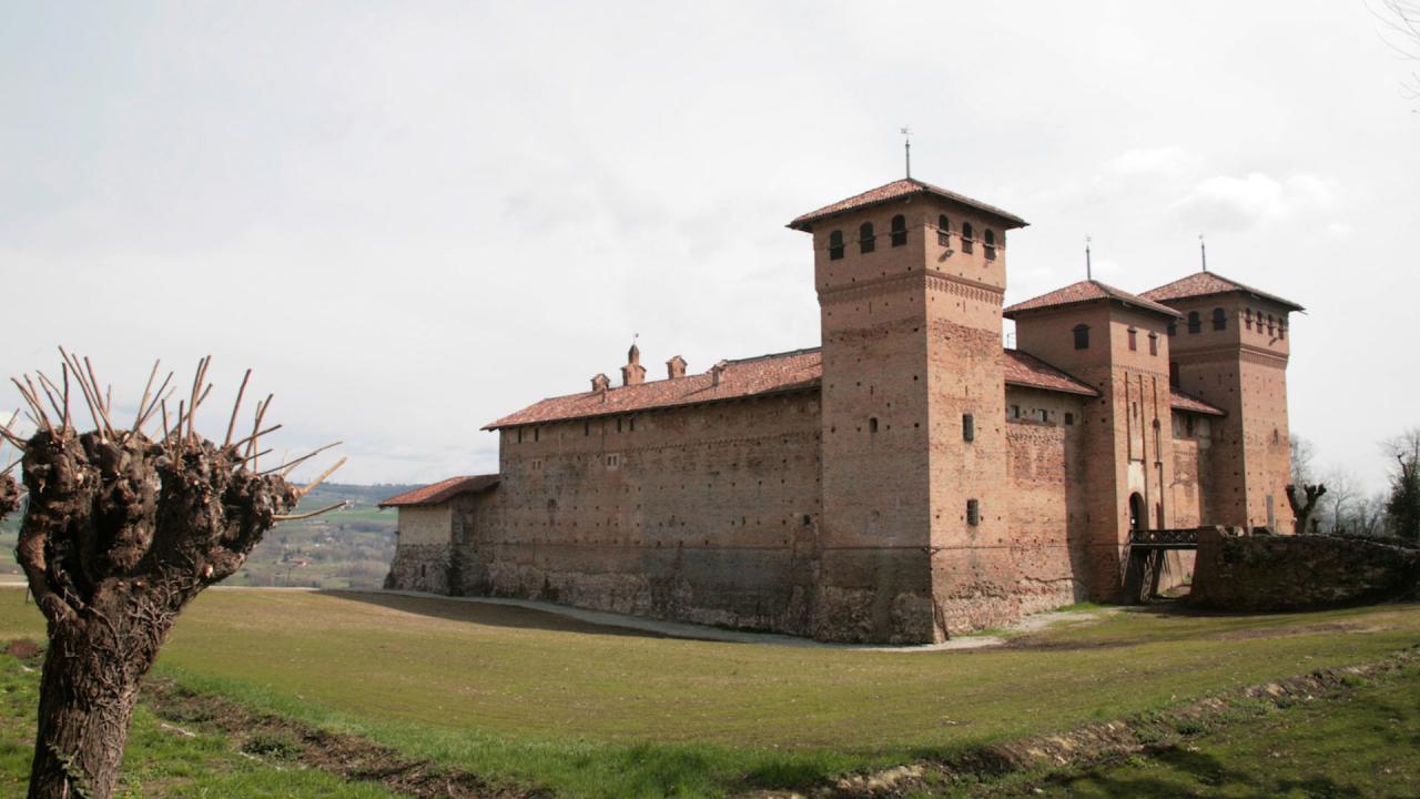 castello di cherasco - Piemonteitalia